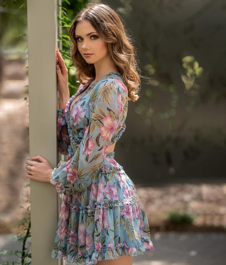 Picture of Dana Rae Johnson