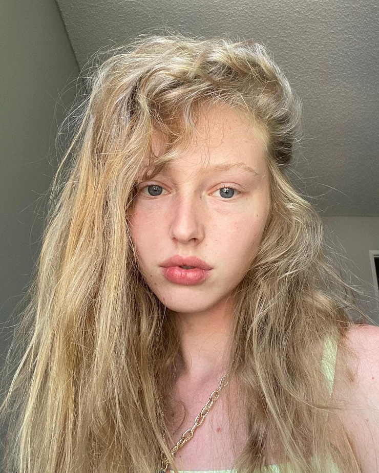 Picture of Hailey Beth