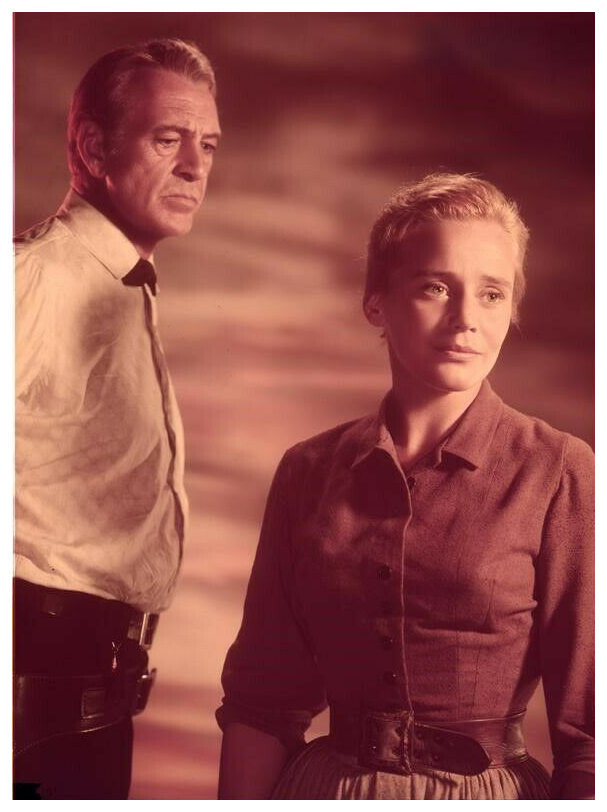 Gary Cooper, Maria Schell