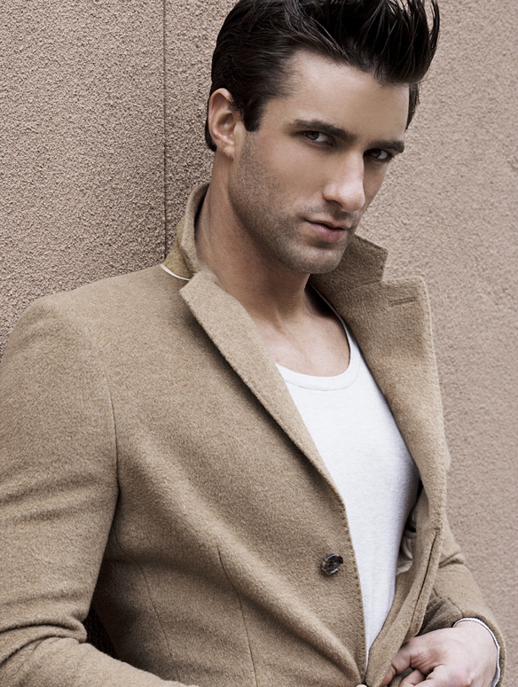 Picture of Adam Becker