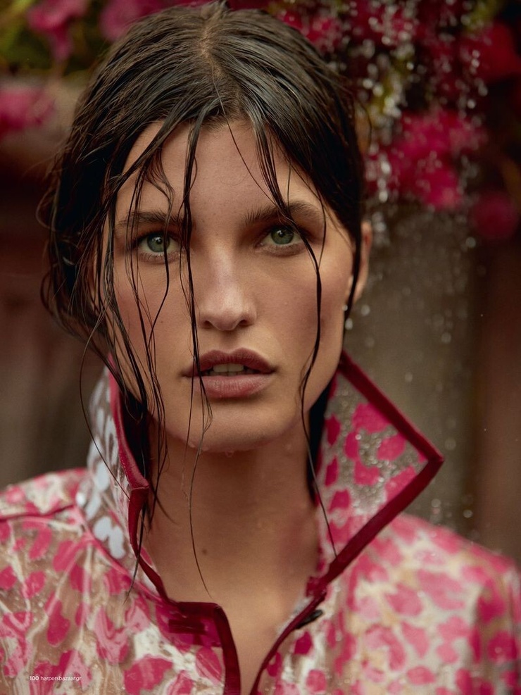 Picture of Julia van Os