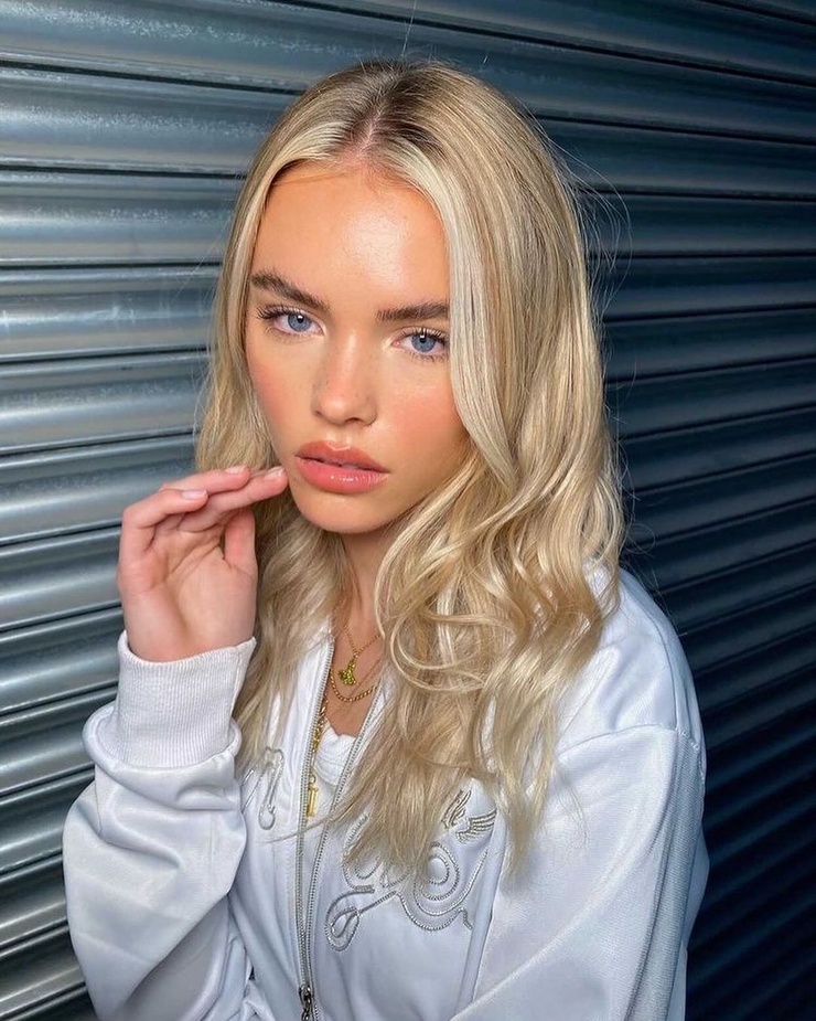 Picture of Hollie Ford