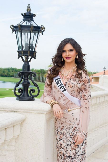 Picture Of Lara Debbana