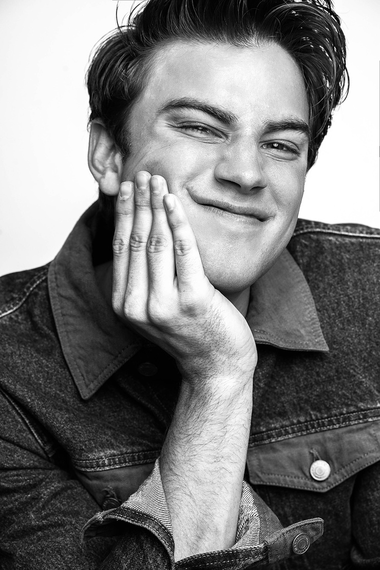 Carson Rowland image