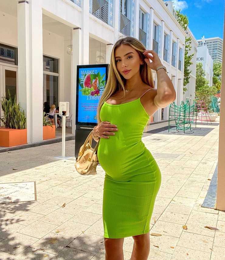 Picture of Bruna Lima