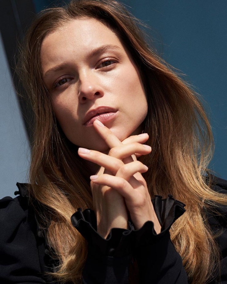 Picture of Sophie Cookson
