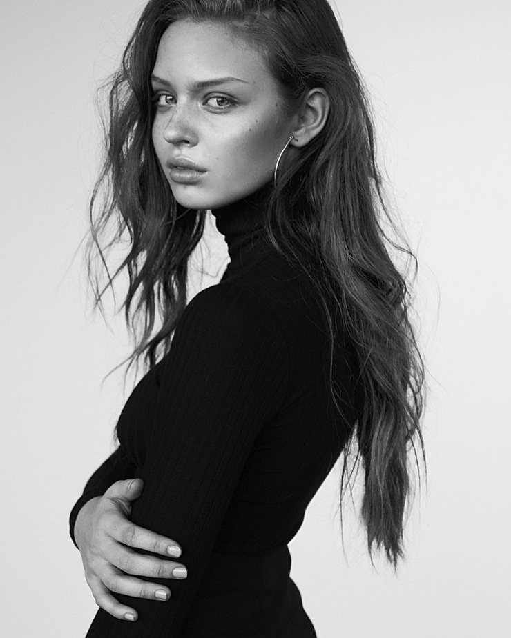 Picture of Maria Reina