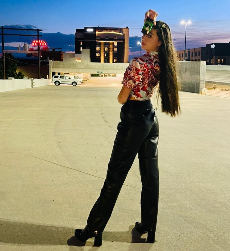 Image Of Elliana Roullier