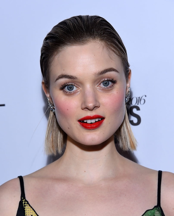 Picture of Bella Heathcote