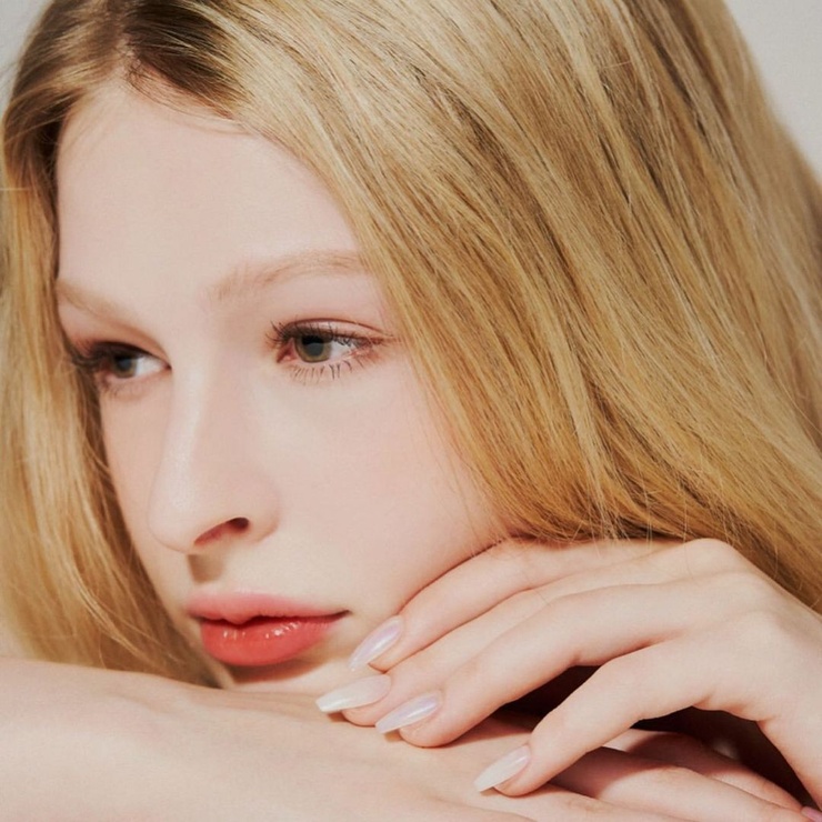 Picture of Sasha (model)