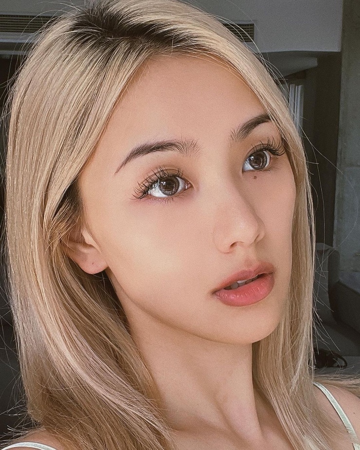 Picture of Kathy Zheng