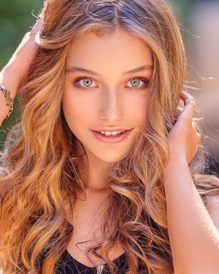 Picture of Alexandra Lenarchyk