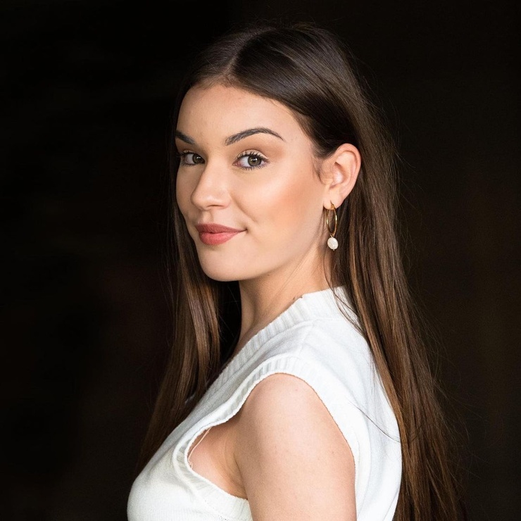 Rhiannon Walters image