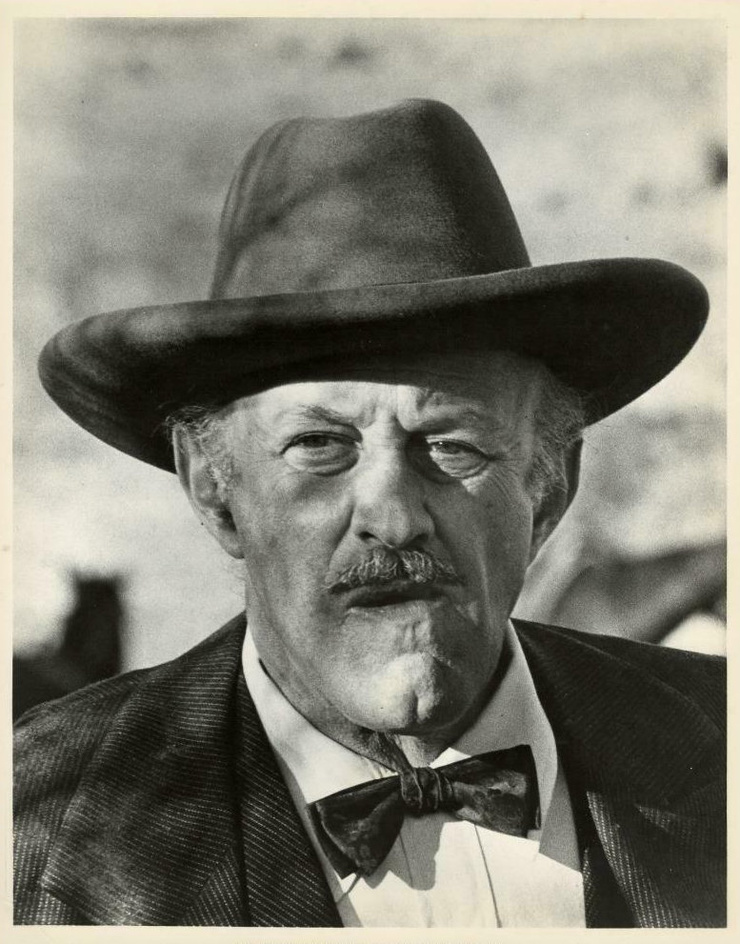 Lee J. Cobb