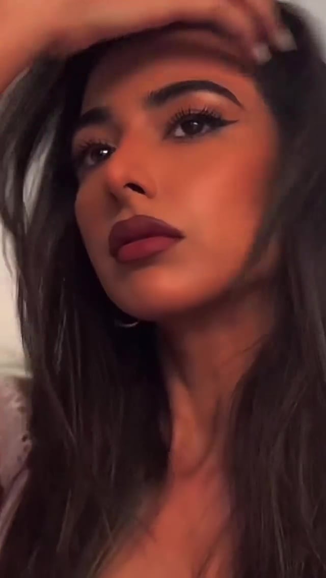 Picture of Iffat Marashi