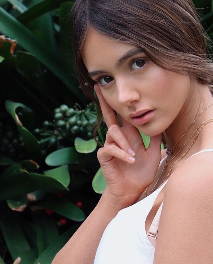 Picture of Ella Cervetto