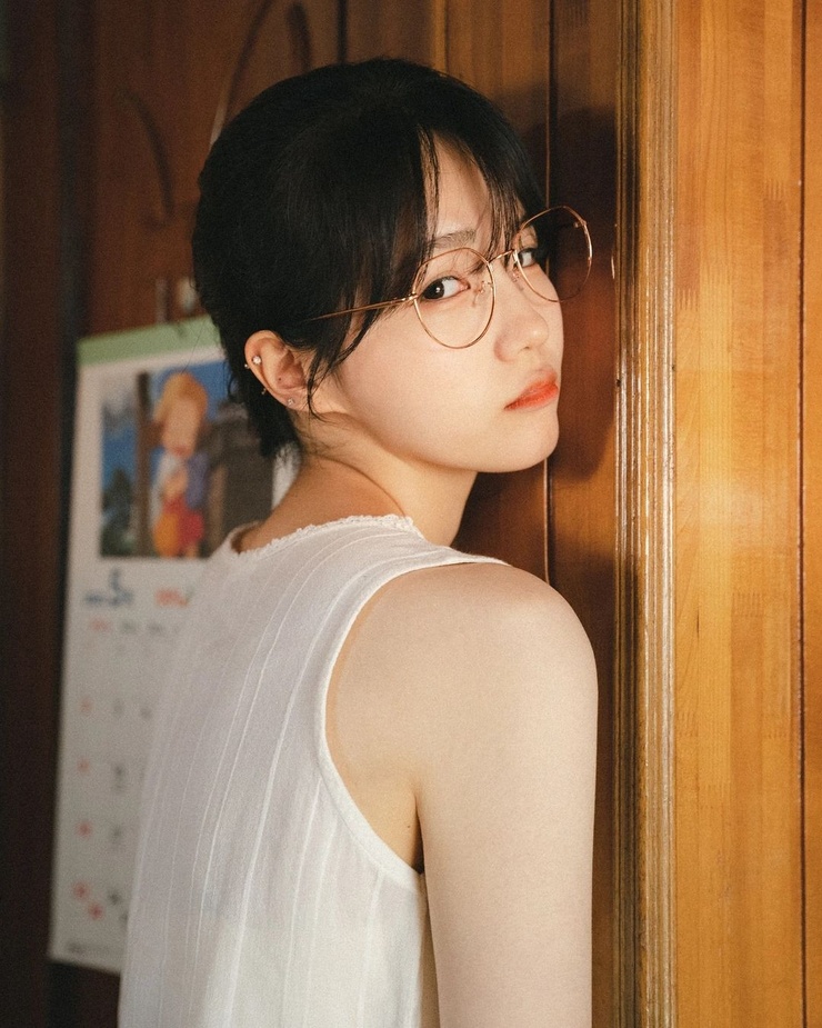 Image of Yina