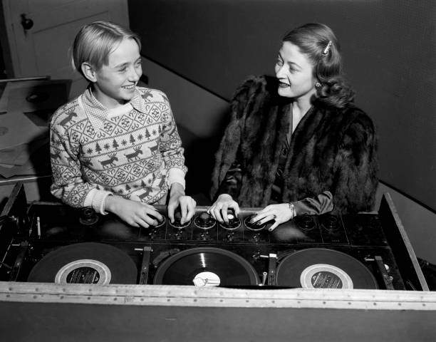 Claude Jarman, Jr., Barbara Owens