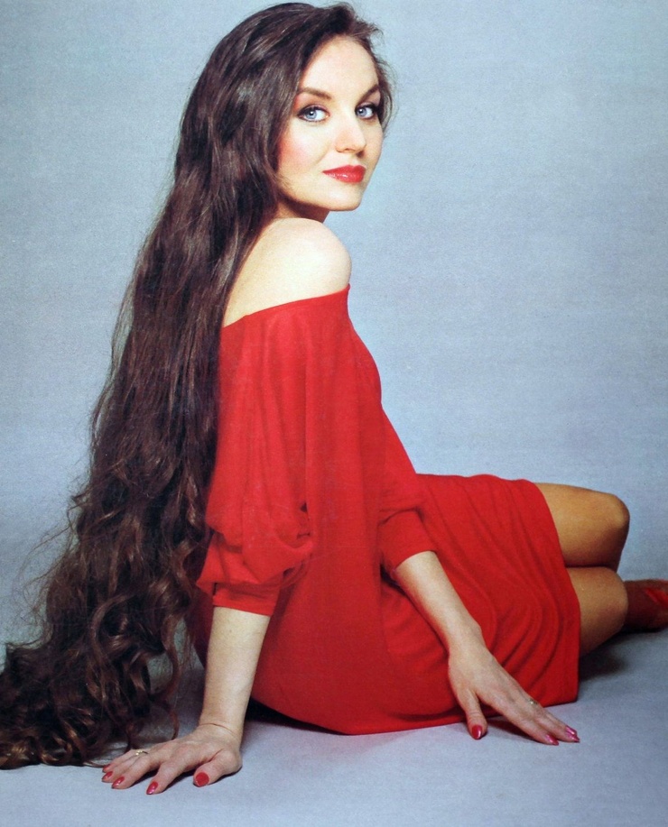 Picture of Crystal Gayle