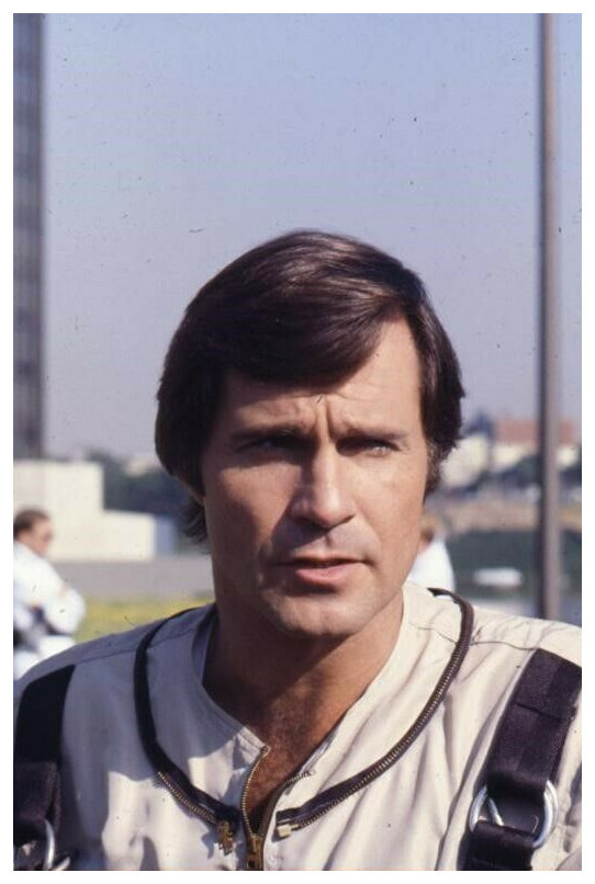 Gil Gerard