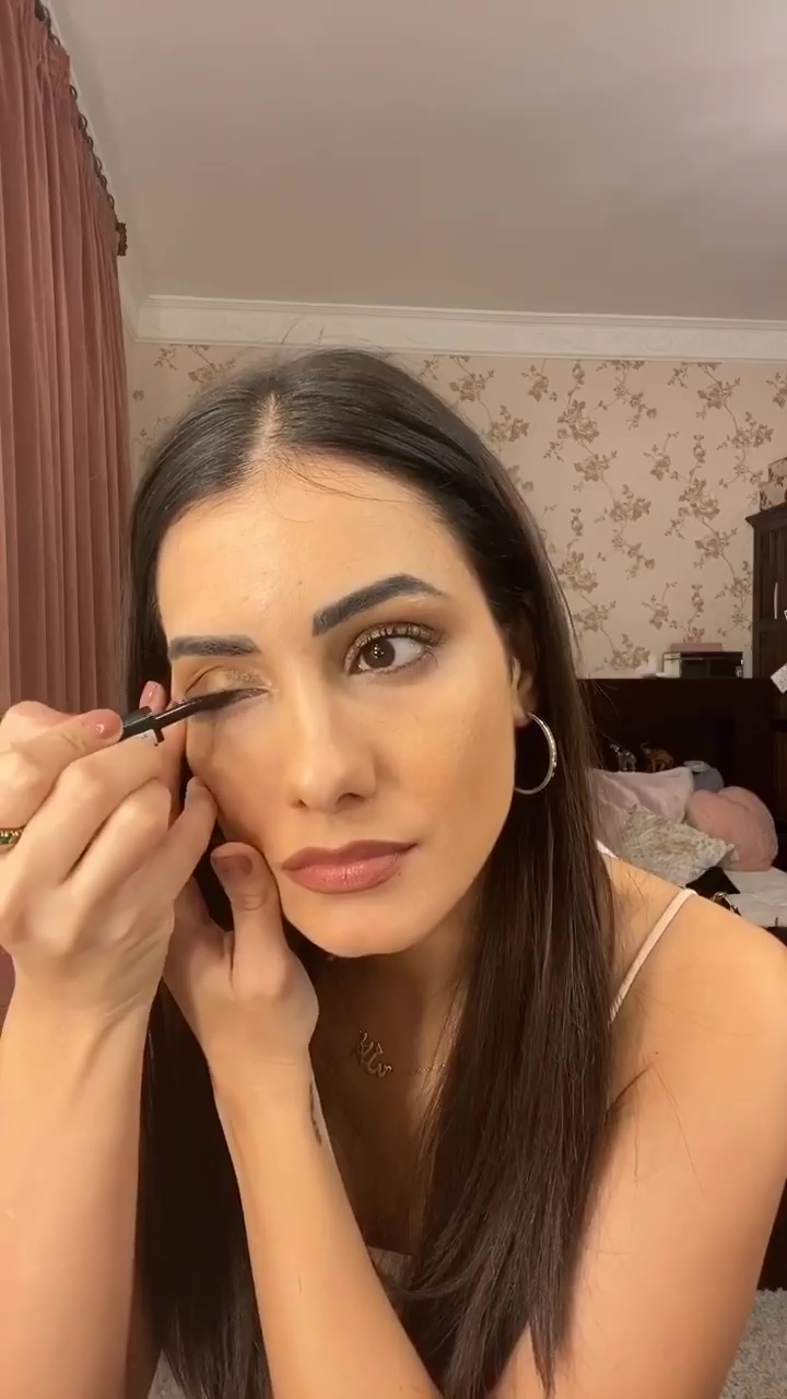 Picture of Zayneb Azzam