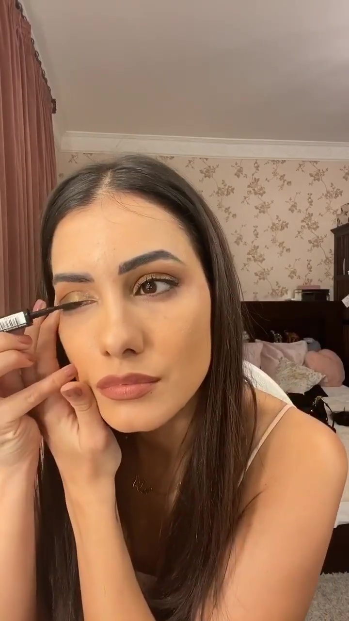 Picture of Zayneb Azzam