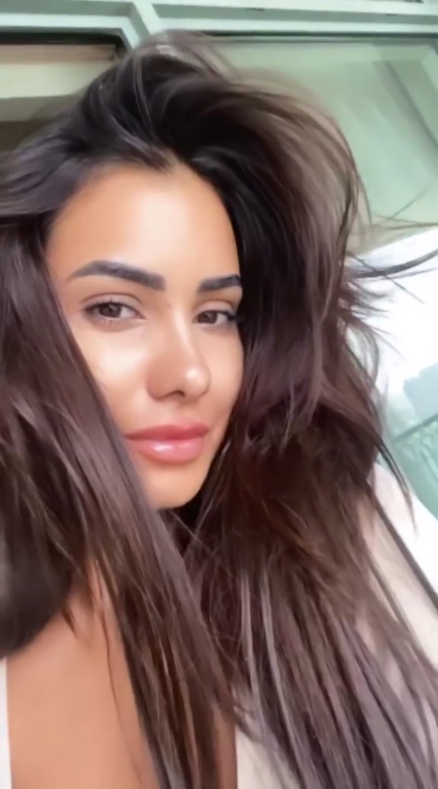 Picture of Zayneb Azzam