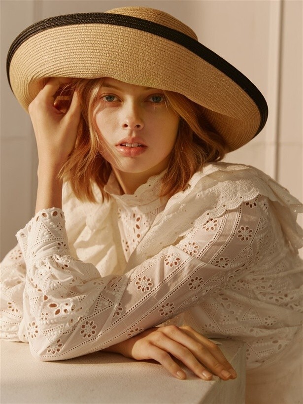 Picture of Holly Magson