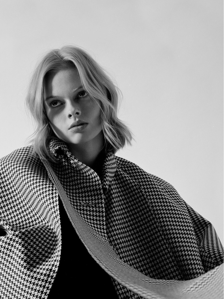 Picture of Holly Magson