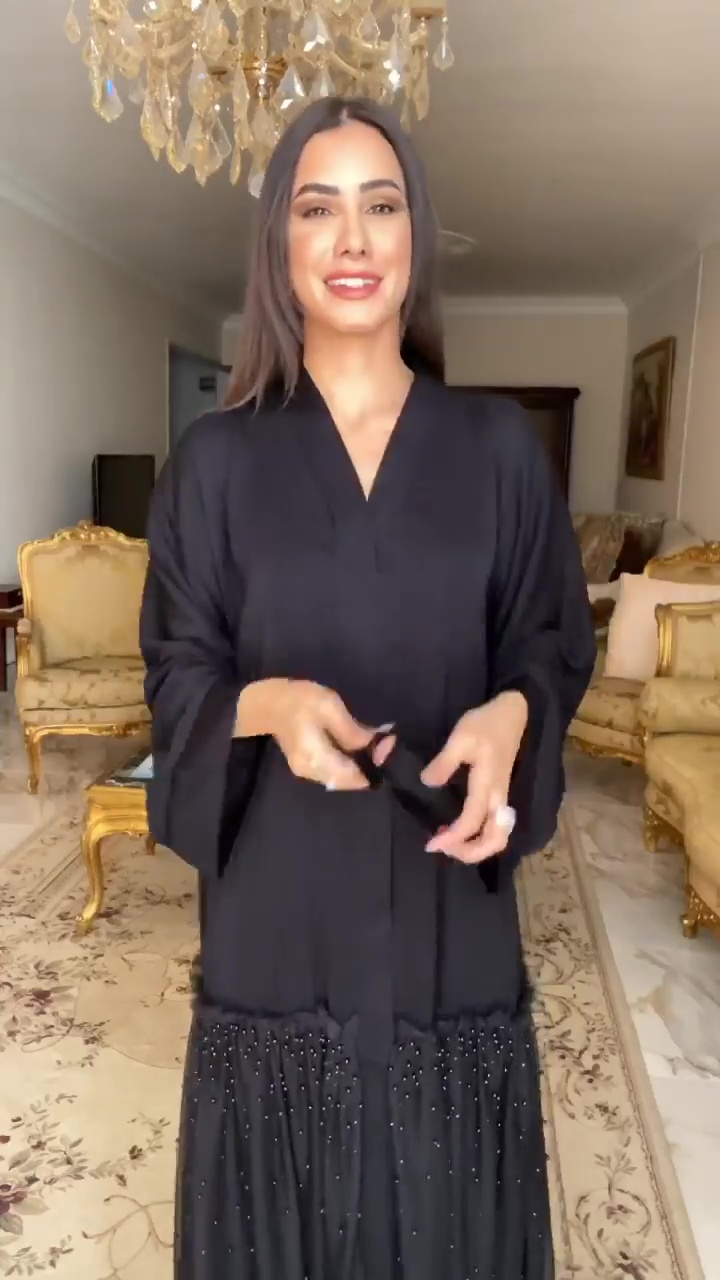 Picture of Zayneb Azzam
