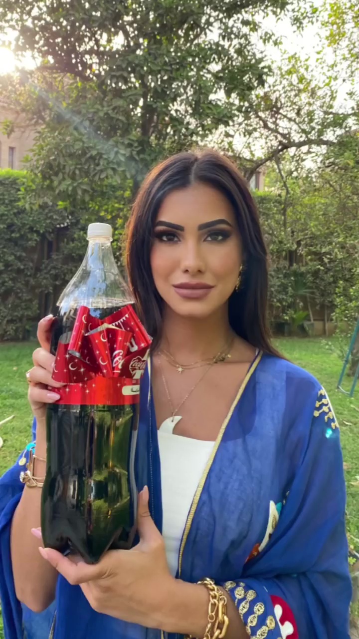 Picture of Zayneb Azzam