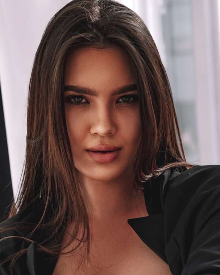 Picture of Arina Rafaelevna