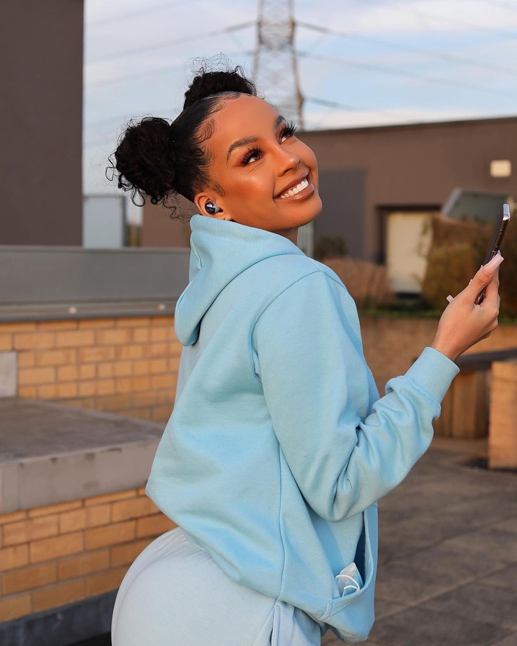 Nakita Johnson image