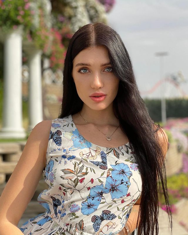 Picture of Alina Enero