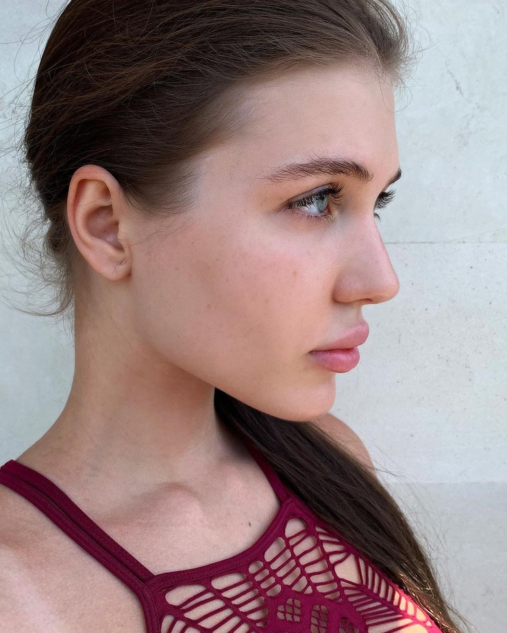 Picture of Alina Enero