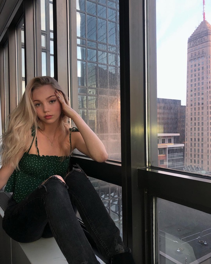 Picture of Ava Moselle