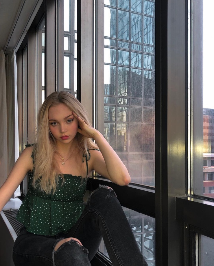 Picture of Ava Moselle