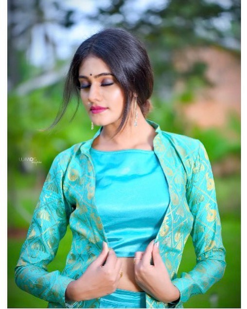 Picture of Deepthi Manne