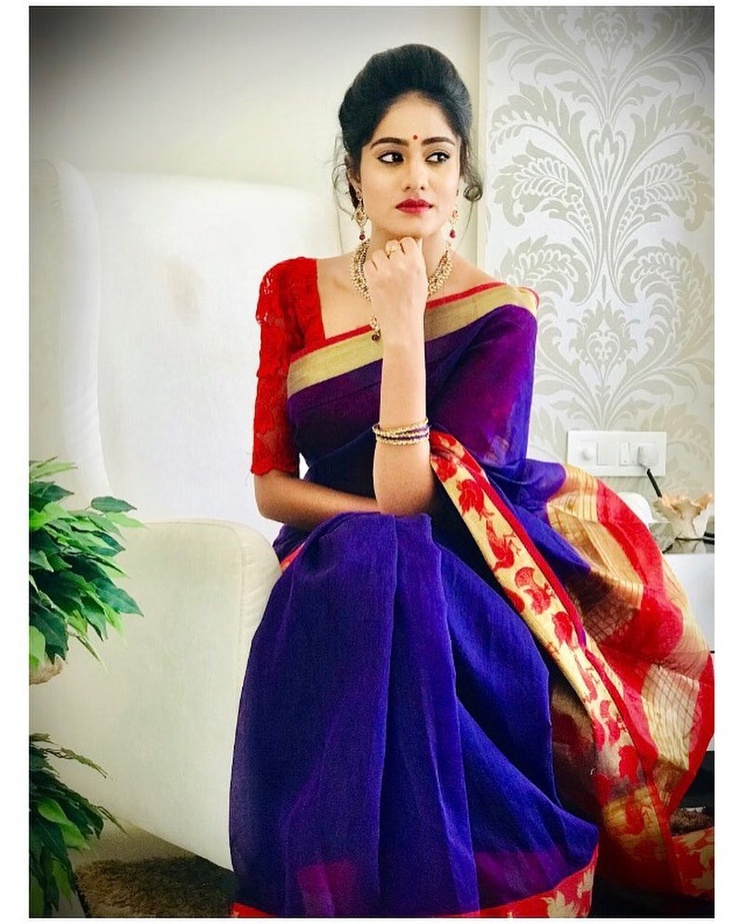 Picture of Deepthi Manne