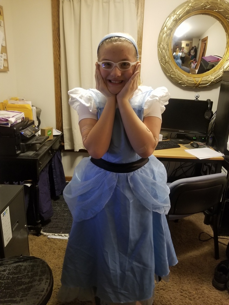 Chelsea Barker image