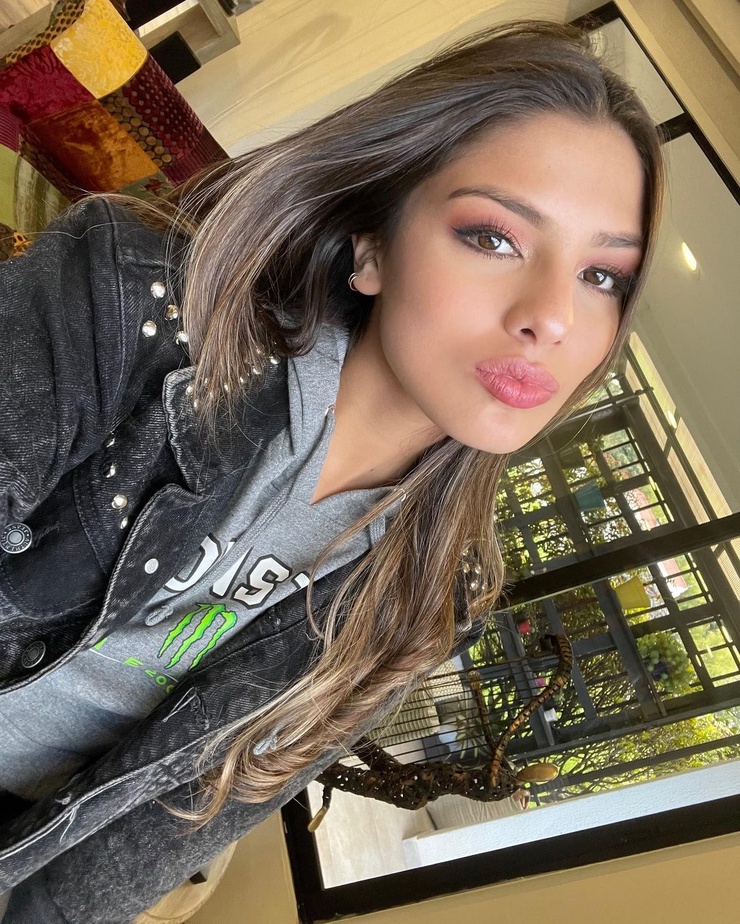 Picture of Angela Bonilla