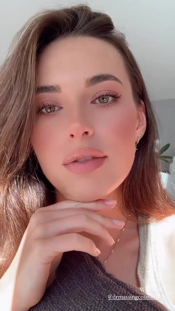 Picture of Izabela Ion