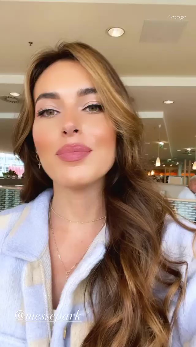 Picture of Izabela Ion