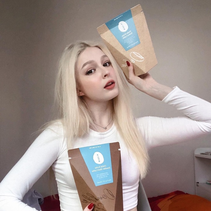 Image of Sasha (model)