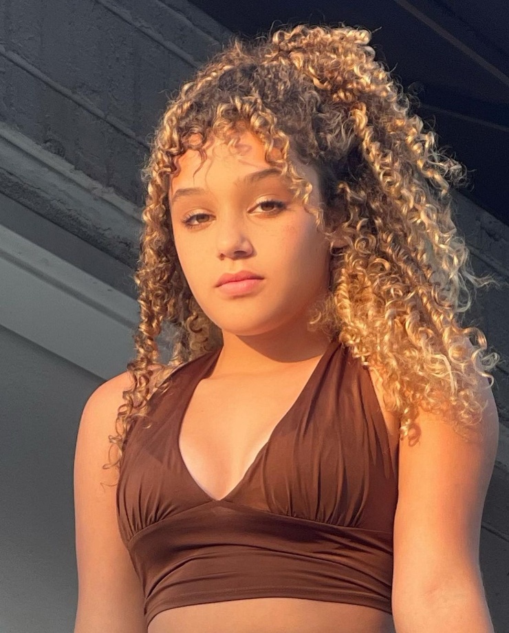 Picture of Corinne Joy