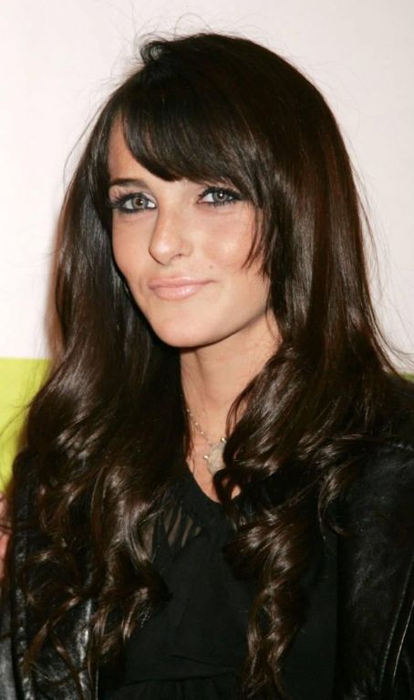 Ali Lohan image