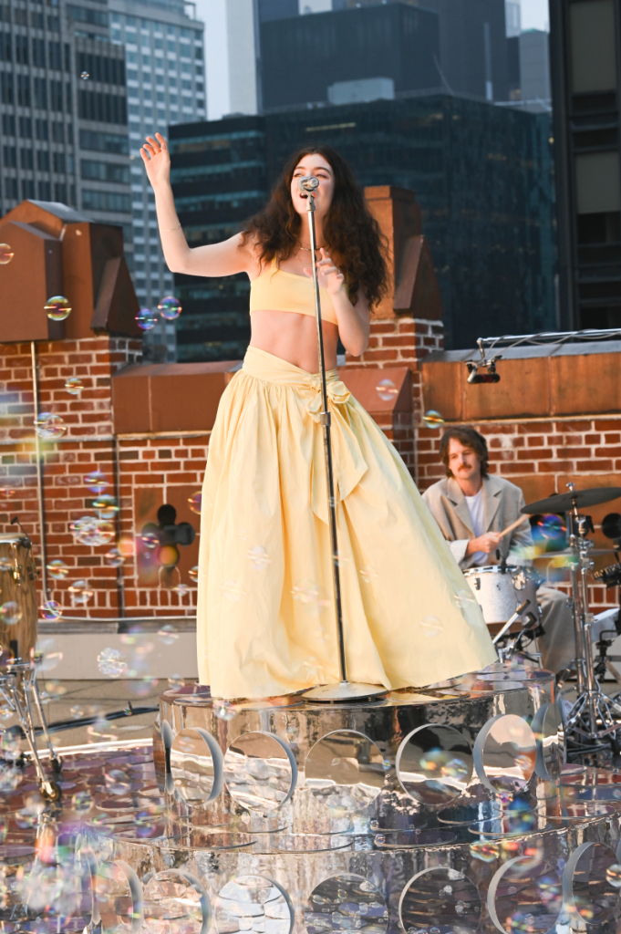 Picture of Lorde - Solar Power (Rooftop Performance)