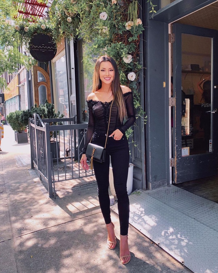 Image of Jessica Ricks