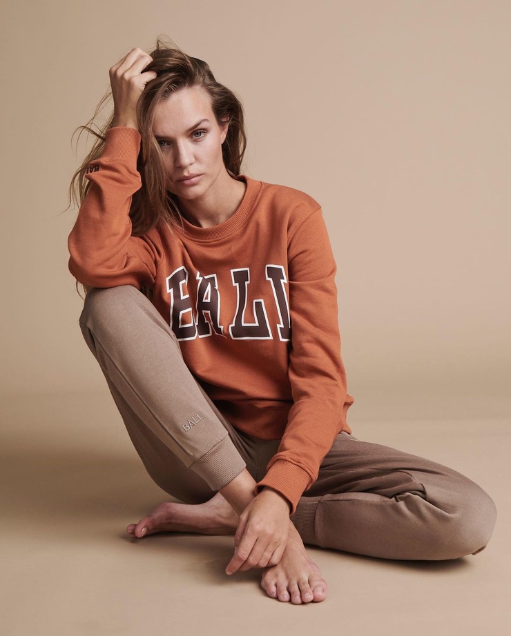 Image of Josephine Skriver