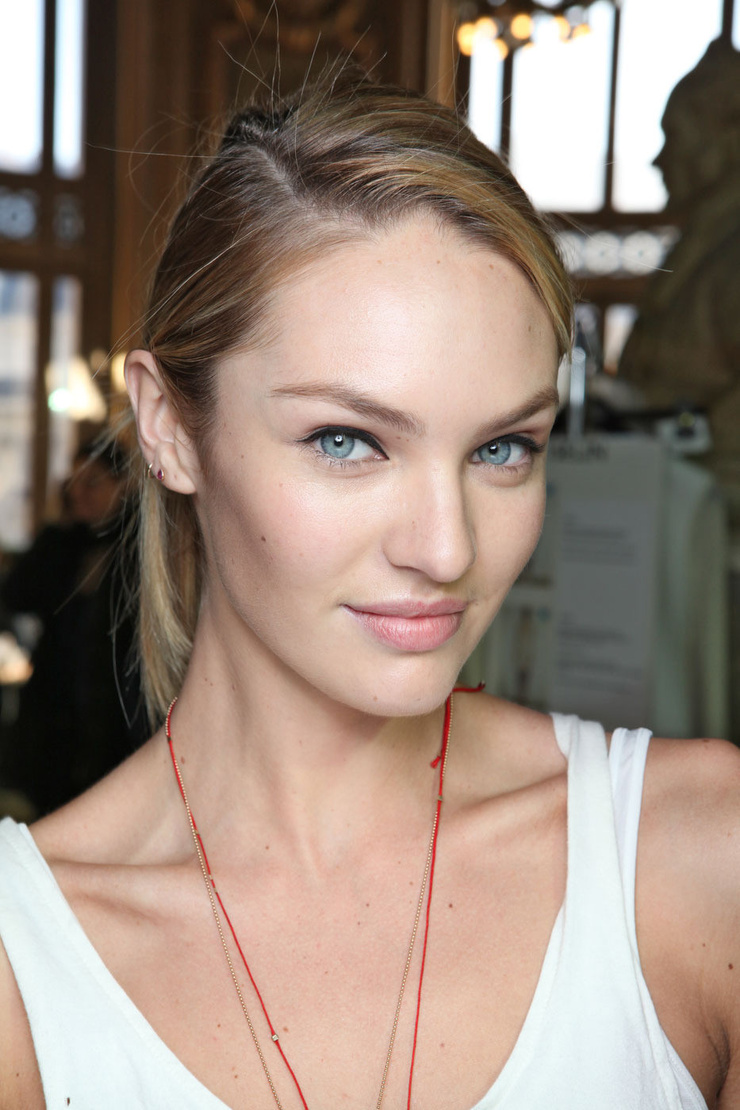 Picture of Candice Swanepoel